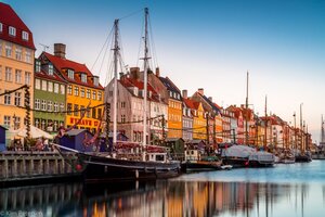 DIS - Study Abroad in Scandinavian, Copenhagen, Denmark | International Programs | Loyola ...